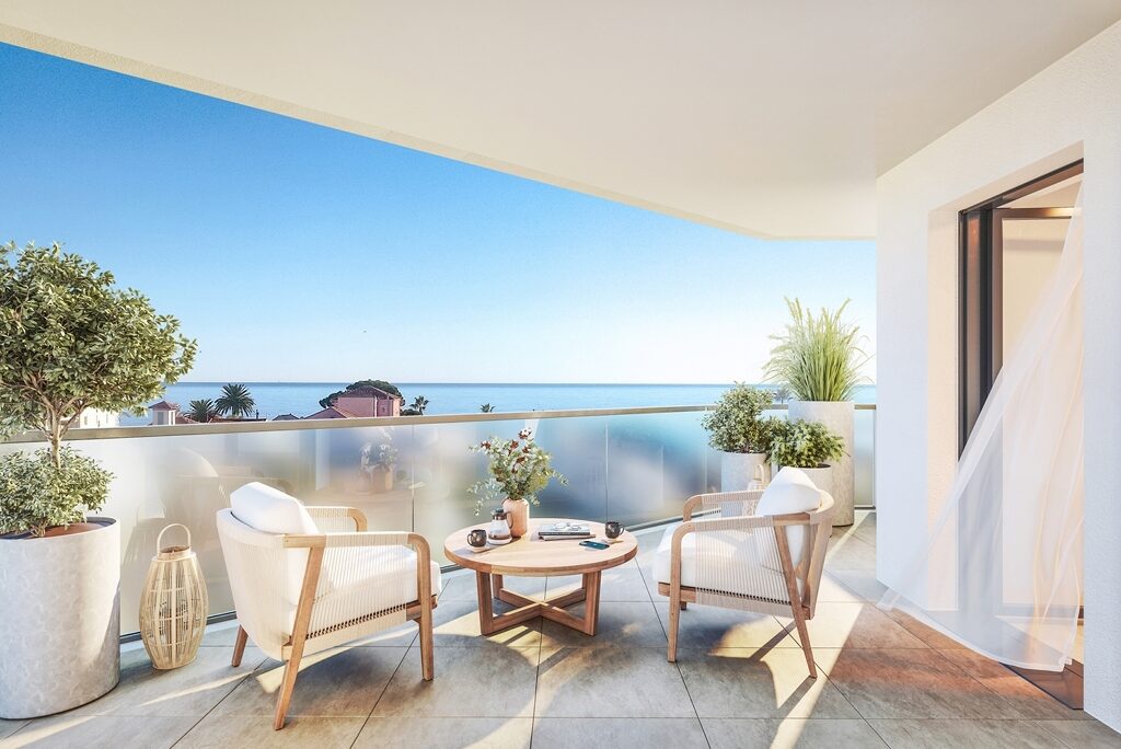 L'Echapee Mer, Cagnes-sur-Mer, Alpes-Maritimes, Cote d'Azur - Avecoeur